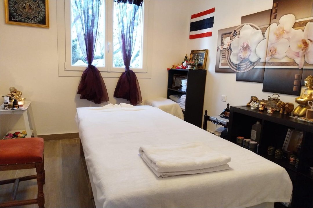 Lotus massage | Chez votre expert à Toulon, Côte d'Azur - Treatwell