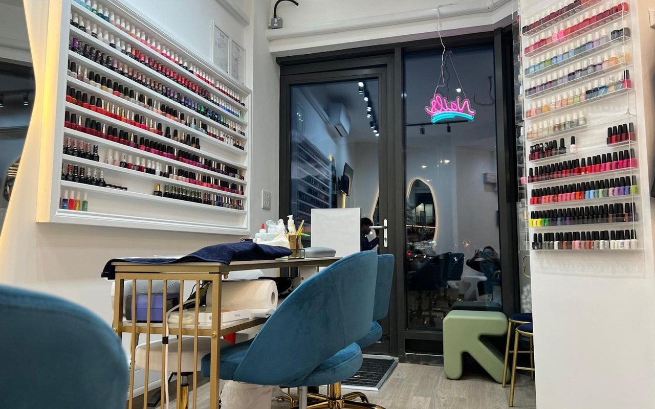 Hard Gel Extensions & Overlays near Hounslow, London - Treatwell