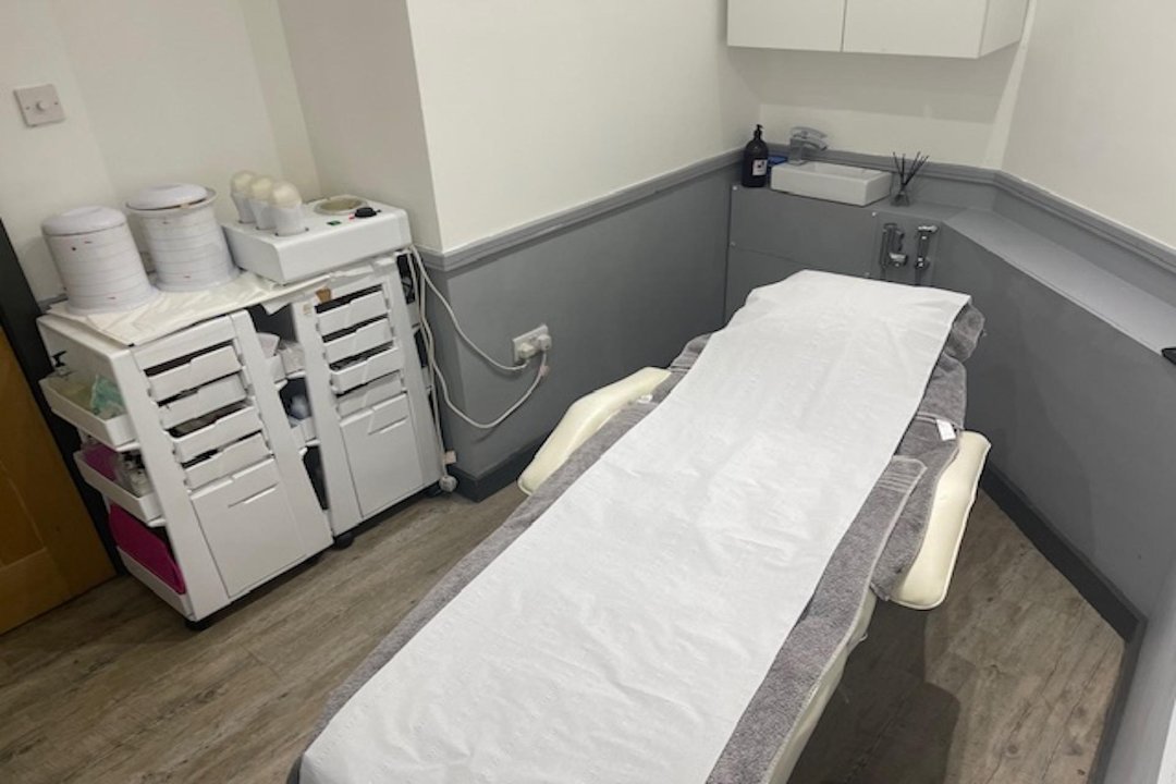 Festi Beauty - St Pauls | Treatment Room - Beauty in St Pauls, London ...