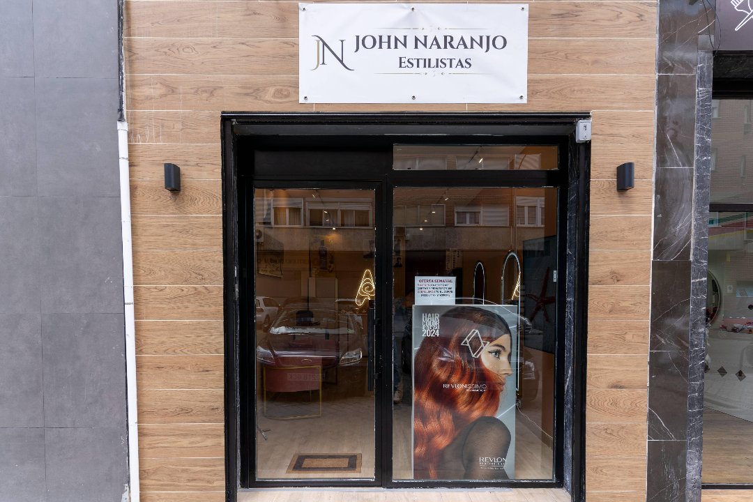 John Naranjo Estilistas | Peluquería en Cartagena, Madrid - Treatwell