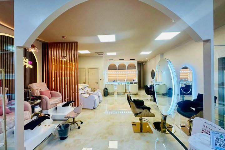Topstyle Hair & Beauty Studio | Nail Salon in Naas Road, Dublin - Treatwell