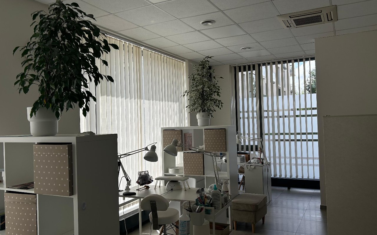 Top 20 salonai teikiantys paslaugą Ilgalaikis gelinis pedikiuras ...