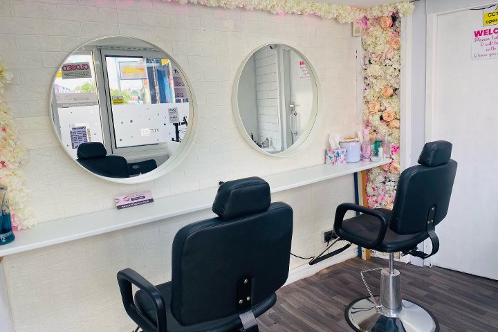 Pretty Brows Beauty & Hair | Beauty Salon in Penny Lane, Liverpool ...