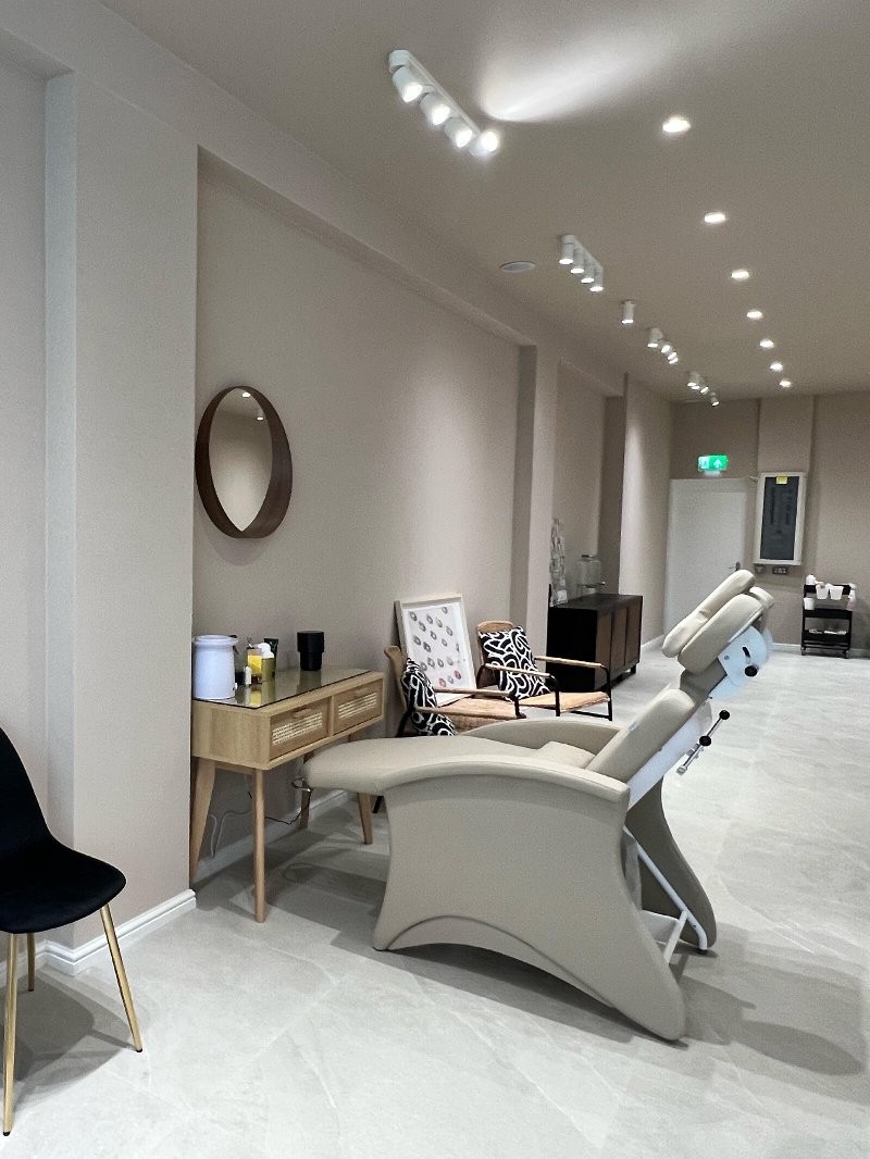 Nail Circle | Nail Salon in Thamesfield, London - Treatwell