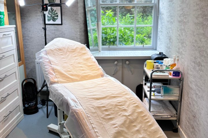 Serene Essence Aesthetics | Beauty Salon in York Place, Edinburgh ...