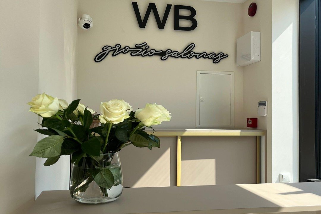 Top 20 salonai teikiantys paslaugą Ilgalaikis gelinis pedikiuras ...