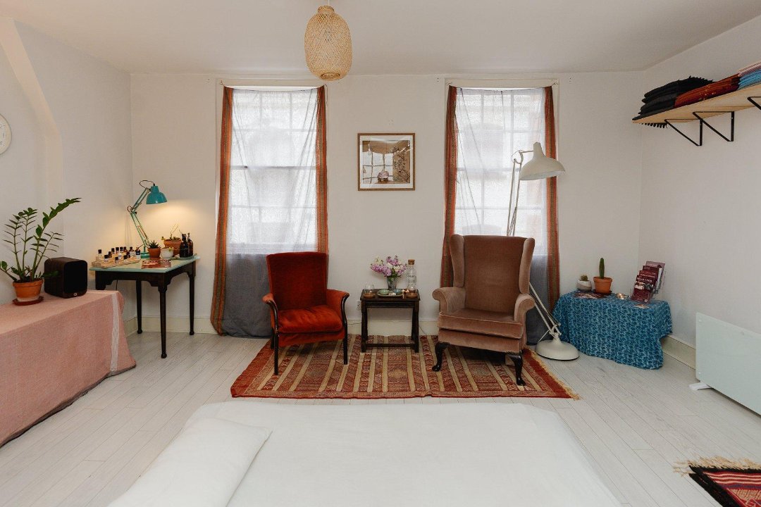 Ayurvedic Yoga Massage London | Massage & Therapy Centre in Hoxton Square, London - Treatwell