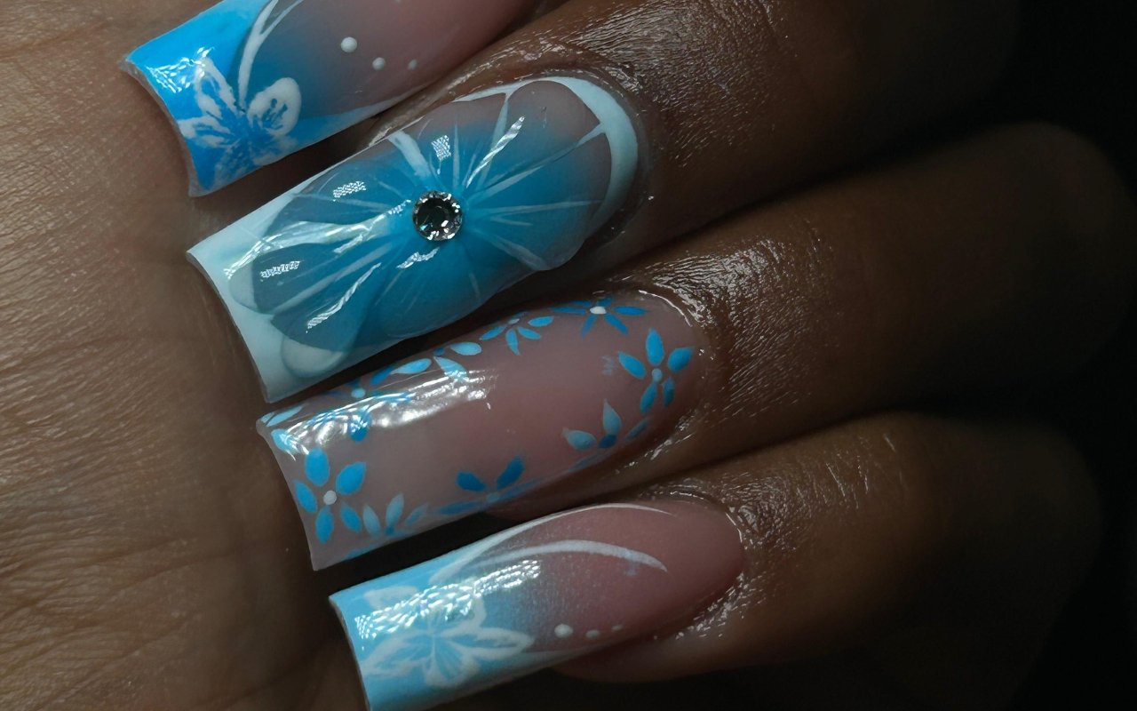 Hard Gel Extensions & Overlays in Tooting, London - Treatwell