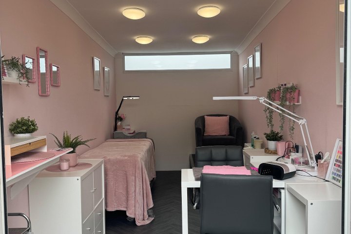 Utopia Beauty Farnham | Nail Salon in Aldershot, Hampshire - Treatwell