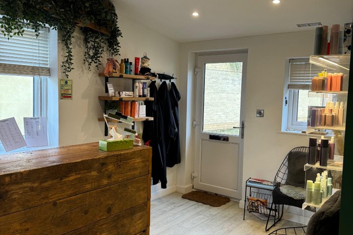 Vicky-Unit Fifteen | Hair Salon in Buckingham, Buckinghamshire - Treatwell