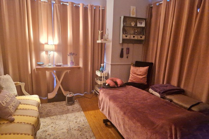 Angela's Massage Therapies | Treatment Room - Wellness in Parklands ...