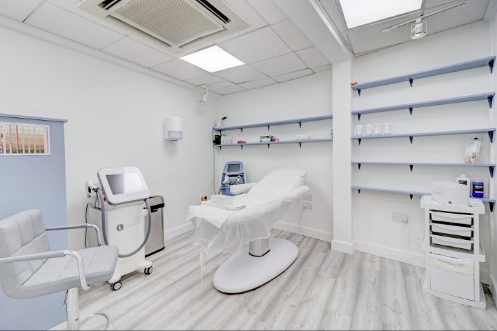 Medtech IV Clinic | Treatment Room - Wellness in Iver, Buckinghamshire ...