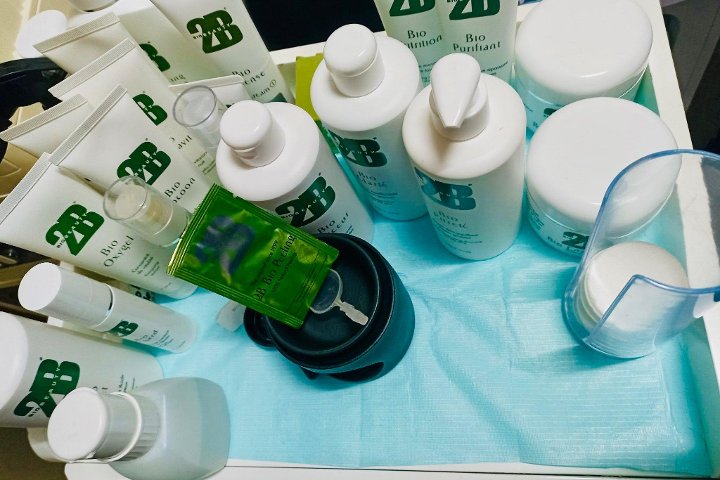 The me time beauty hair salon | Schoonheidssalon in Rotterdam - Treatwell