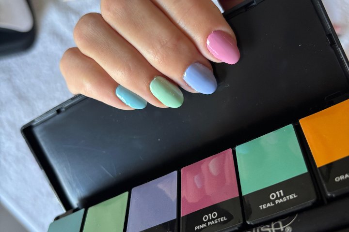 Crown Nails by Rayna | Home-based Venue in Basildon, Essex - Treatwell