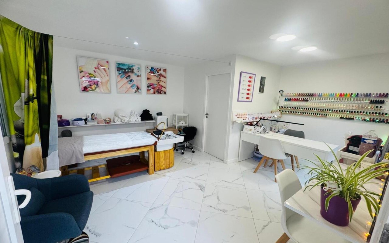 Épilation du maillot brésilien près de Coubron, Seine-Saint-Denis ...