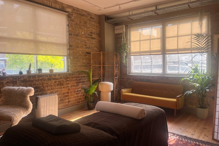 Lilli Grace Acupuncture | Treatment Room - Wellness in South Hackney ...