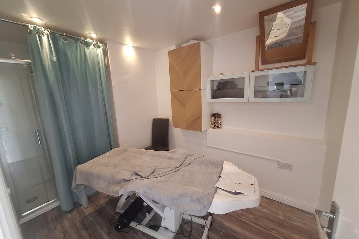 Pure Soul Wellbeing | Treatment Room - Wellness in Chiswick Homefields ...