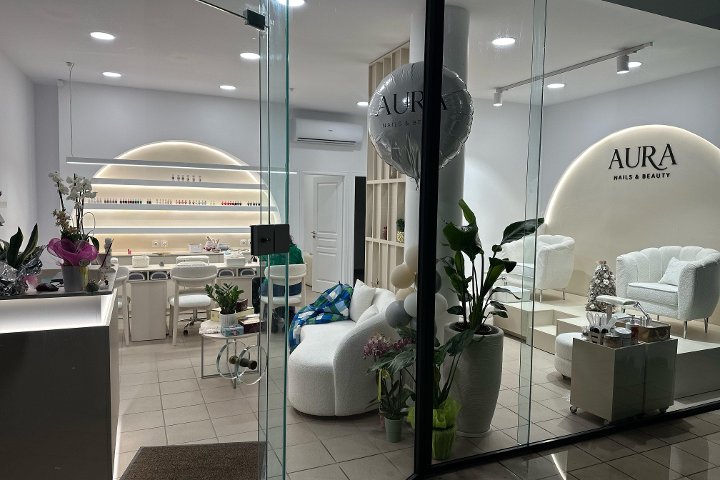 Aura Nails & Beauty | Υπηρεσίες Ονυχοπλαστικής σε Άγιος Στέφανος ...