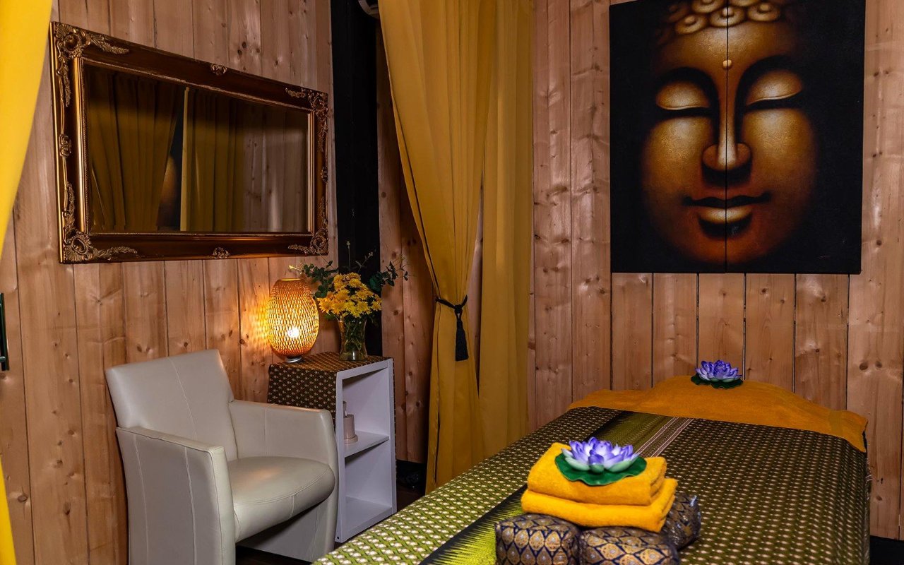 Couples Massage near Haarlemmerstraat, Leiden - Treatwell