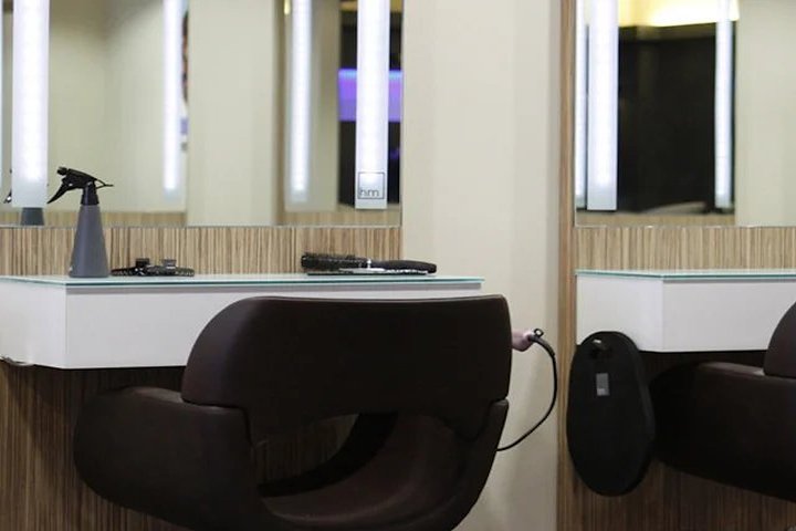 Headmasters Bromley Market Square | Hair Salon in Bromley, London ...