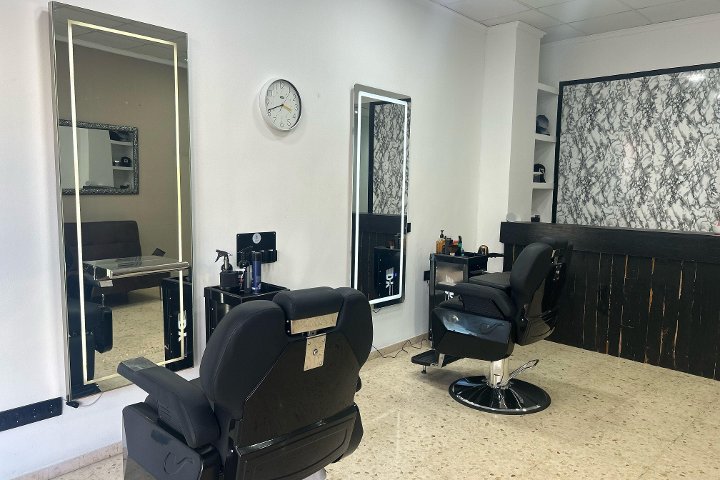 Jean's Barber & Beauty | Barbería en Nou Moles, Valencia - Treatwell