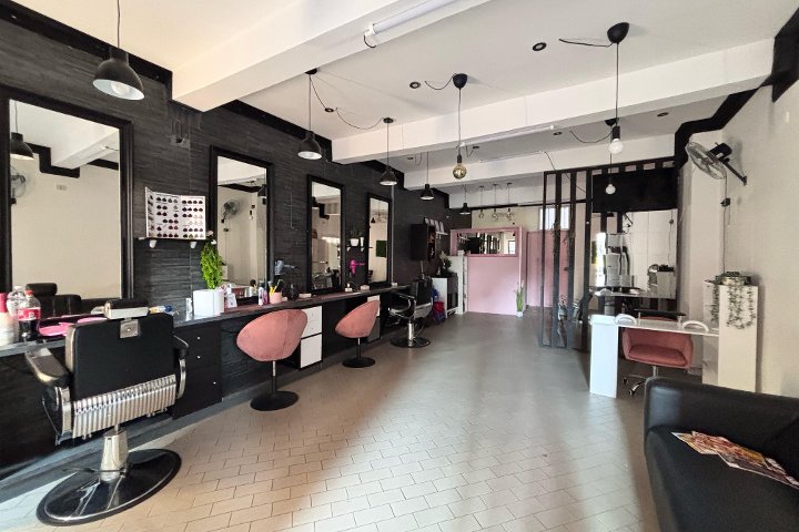Parrucchiera Emma - Borgo Parente | Parrucchiere a Parma - Treatwell