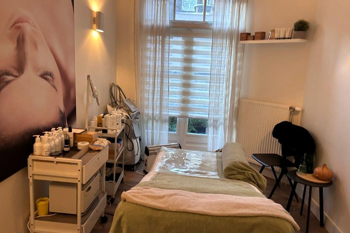Anuki Natural facelift - Archillesstraat | Schoonheidssalon in ...