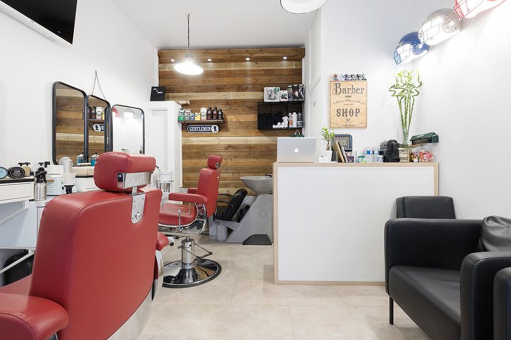 Gary Le Barbier | Barbier à Tour Eiffel, Paris - Treatwell