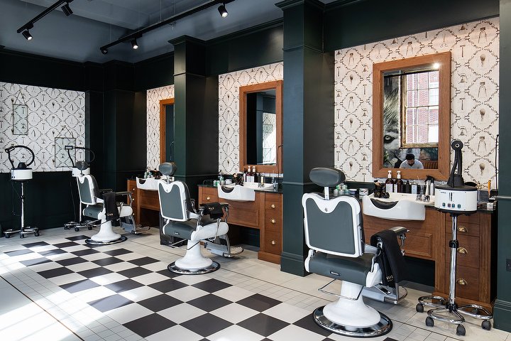 R.W.Wolf Barbers Cockfosters | Barbershop in Cockfosters, London ...