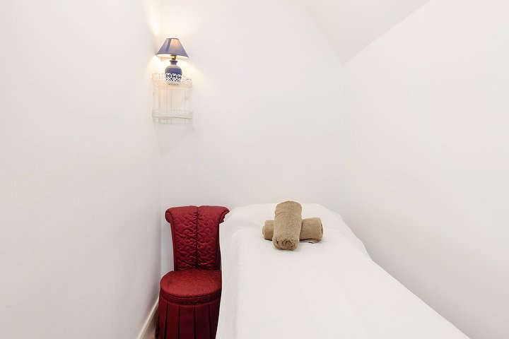 Healthwise Acupuncture Herbal & Massage | Massage & Therapy Centre in ...