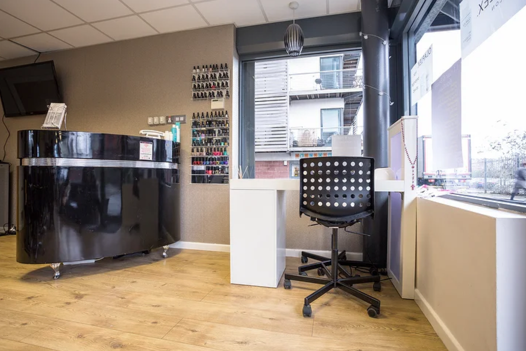 Pretty.Parlour By Zena (Women Only) | Beauty Salon in Georgian Quarter ...