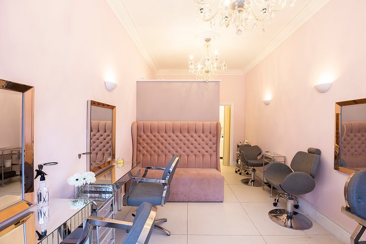 Waxing Queen & Lash Lift | Treatment Room - Beauty in Clapham Common ...