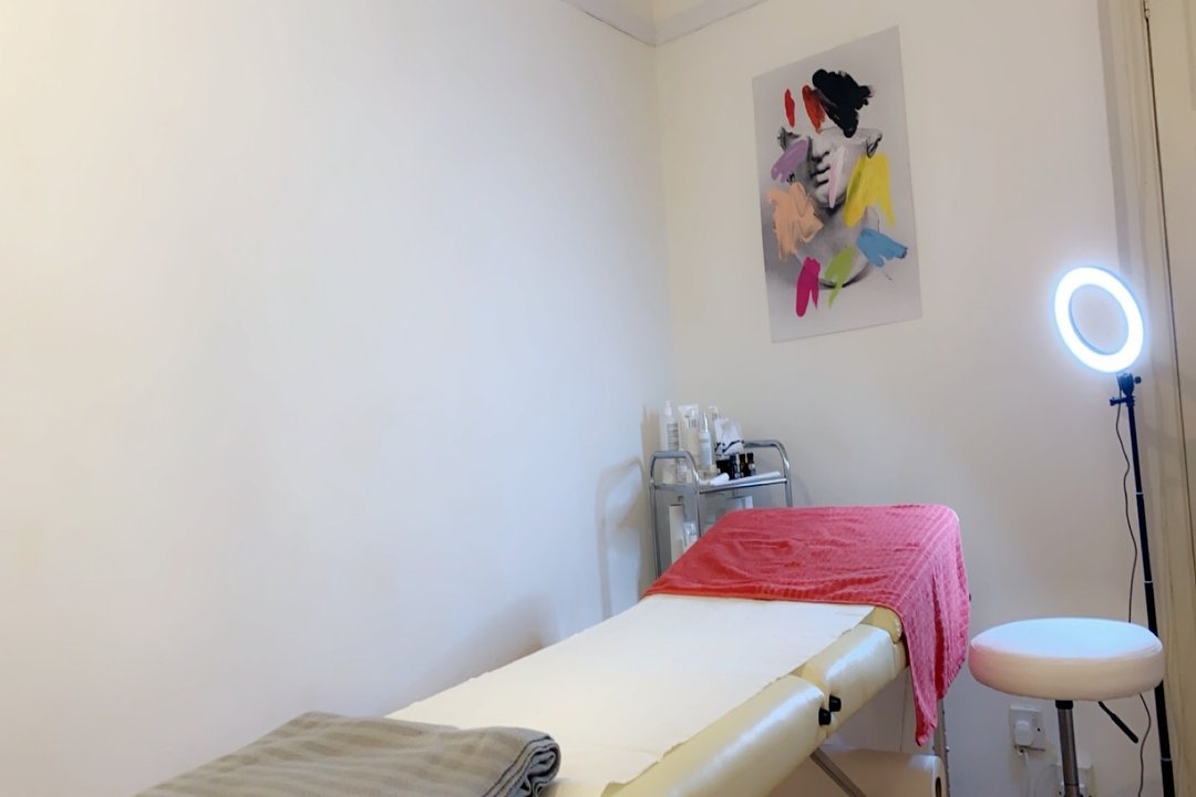MK Aesthetics | Skin Clinic in Bromley, London - Treatwell