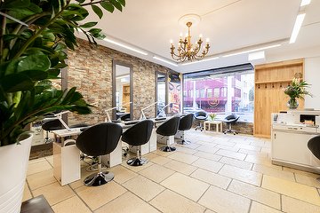 LAC Nails | Nagelstudio in Oerlikon, Zürich - Treatwell