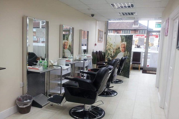 Feel Good Look Good | Hair Salon in Gants Hill, London - Treatwell