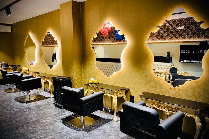 Hair Palace Art & Styling | Peluquería en Aribau, Barcelona - Treatwell