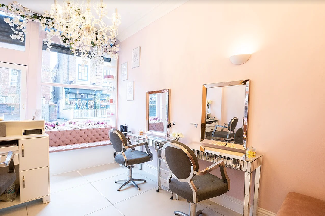 Brooke Paris Beauty | Beauty Salon in Clapham Common, London - Treatwell