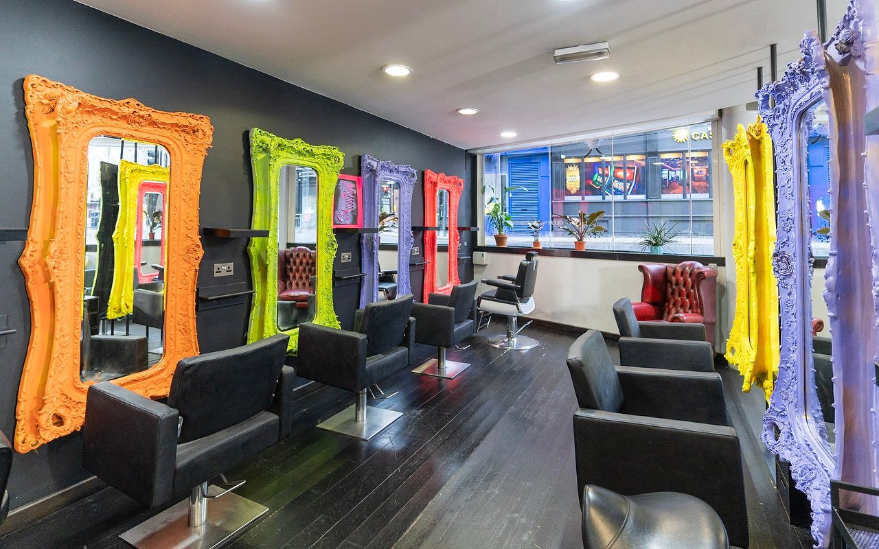 Ladies' Hair Glossing in Leeds - Treatwell