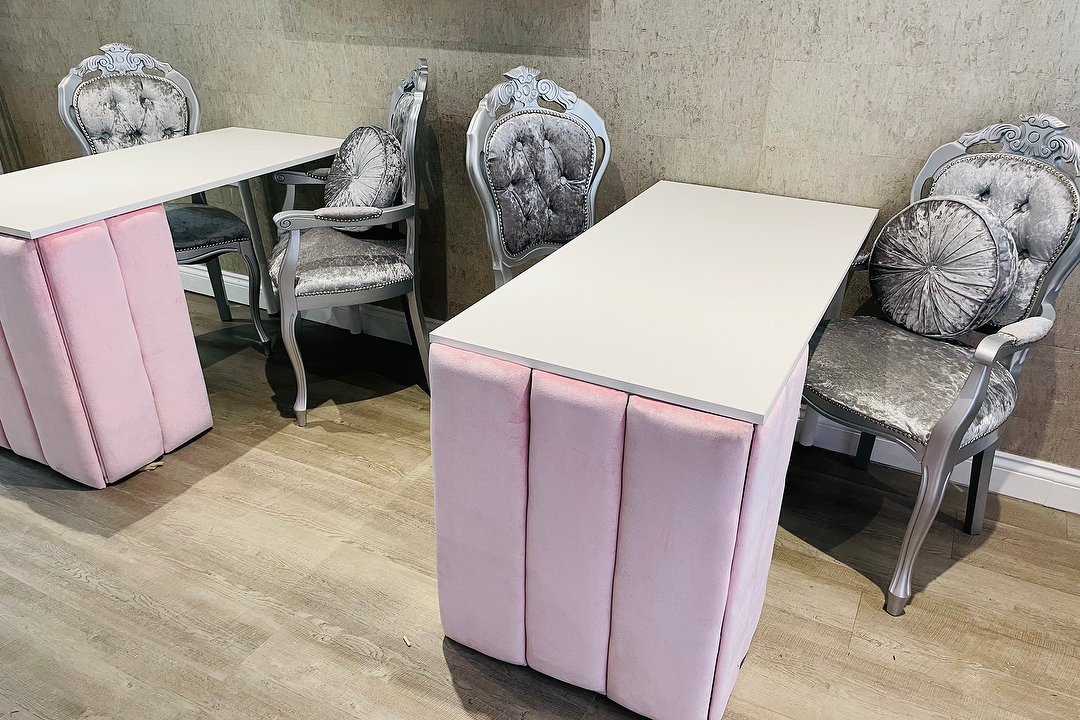 Vago Champagne & Beauty Lounge | Beauty Salon in Lymm, Cheshire - Treatwell