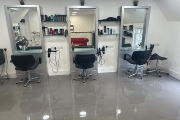 Utopia Hair & Beauty | Hair Salon in Stevenage, Hertfordshire - Treatwell