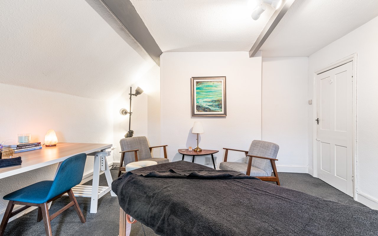 Massages in Cardiff - Treatwell