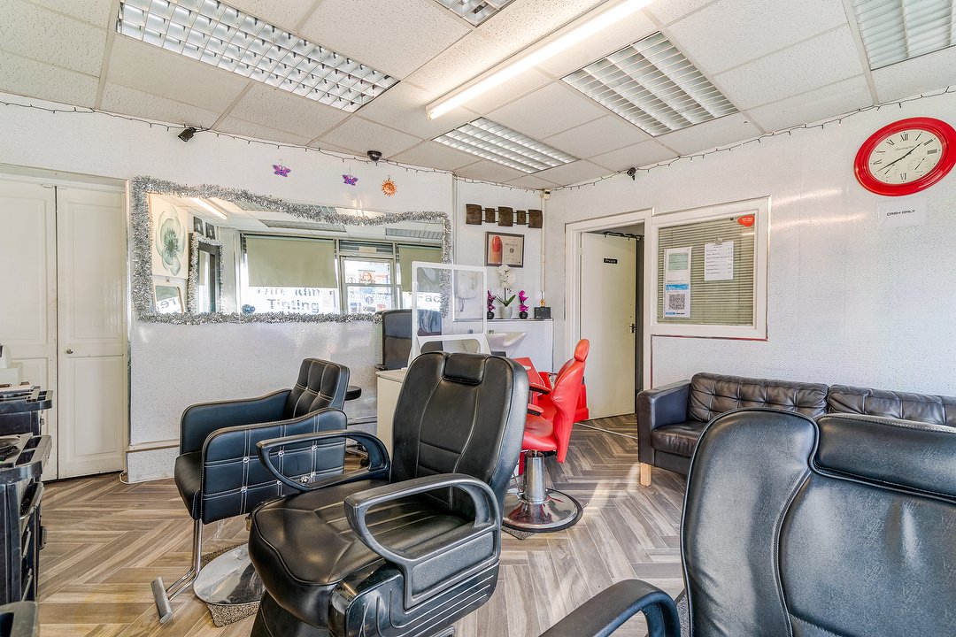 Top 20 places for Afro Hairdressing in Birmingham - Treatwell