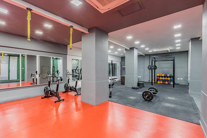 LDN PHYSIO | Old Street | Treatment Room - Wellness in Hoxton, London - Treatwell