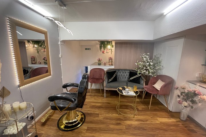 Dina Beauty Clinic | Treatment Room - Beauty in North West London ...