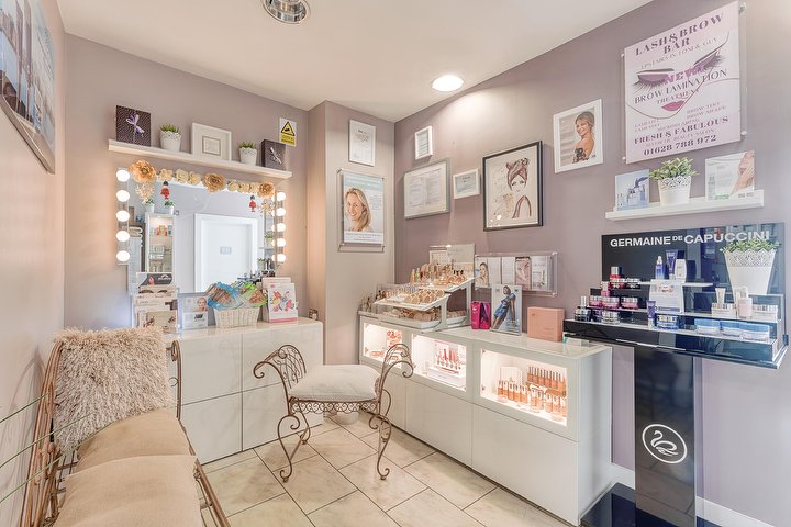 Maria's Nails & Beauty | Nail Salon in Maidenhead, Berkshire - Treatwell