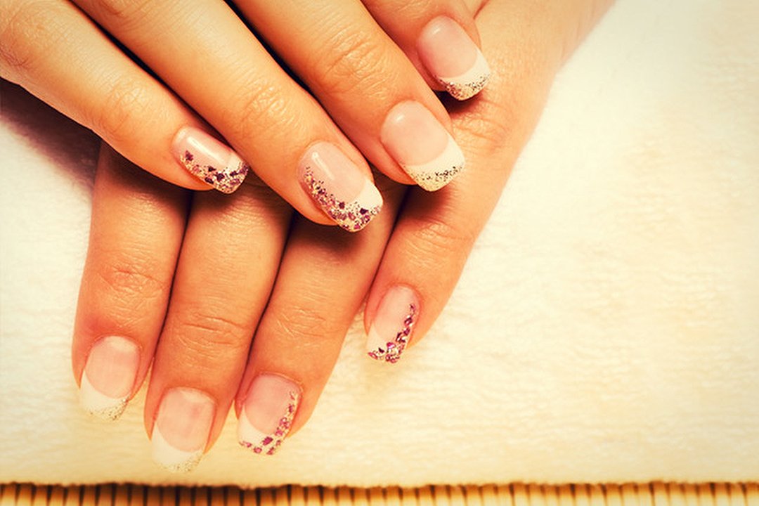 Djena Cole | Nail bar à Montfermeil, Seine-Saint-Denis - Treatwell