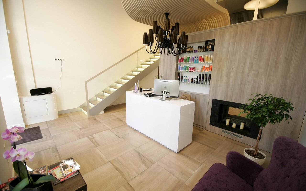 Plaukų dažymas šalia Baltupiai, Vilnius - Treatwell