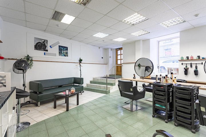 Color Station | Grožio salonas - Senamiestis, Vilnius - Treatwell