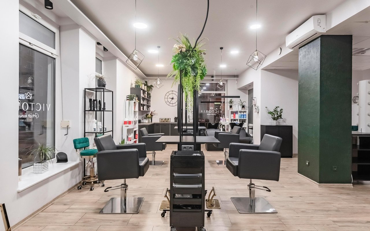 Top 20 salonai teikiantys paslaugą Vyriškas kirpimas rajonas: Klaipeda ...
