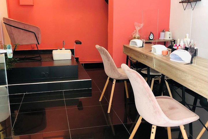 Le Chic Nails | Κέντρο Ομορφιάς σε Piraeus, Attica - Treatwell